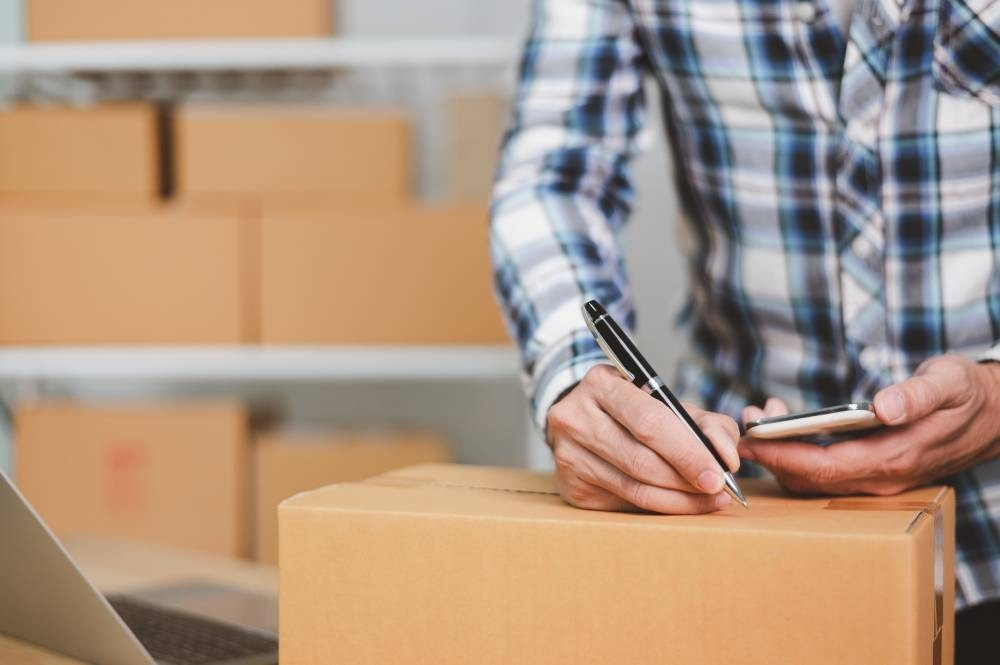 Reverse Logistics Tracking: Slash Return Costs Today!